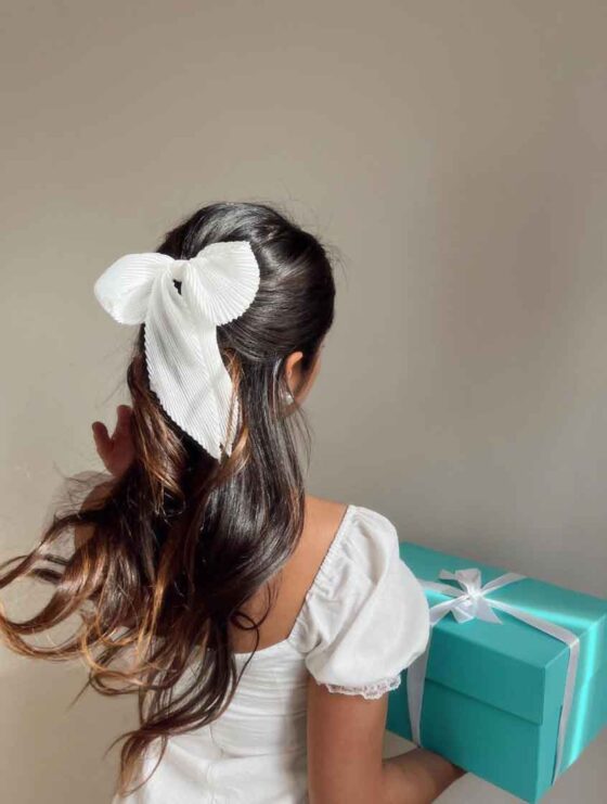 Coquette Bow: 30 Ways to Style Your Hair & Accessorize - The Mood Guide