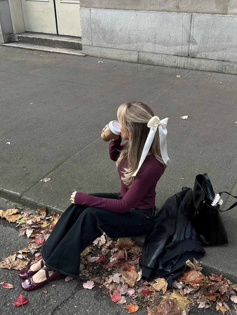 Coquette Bow: 30 Ways to Style Your Hair & Accessorize - The Mood Guide