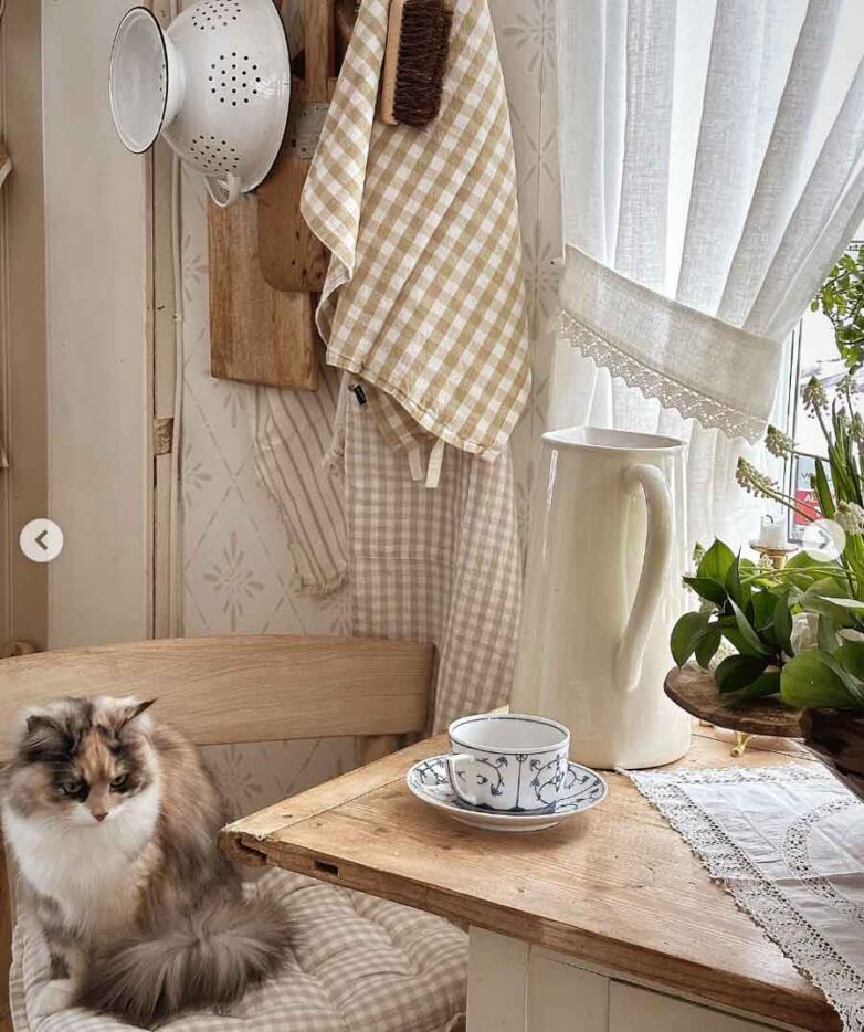 Authentic Cottagecore Kitchen Ideas to Feel Like Cooking in an ...