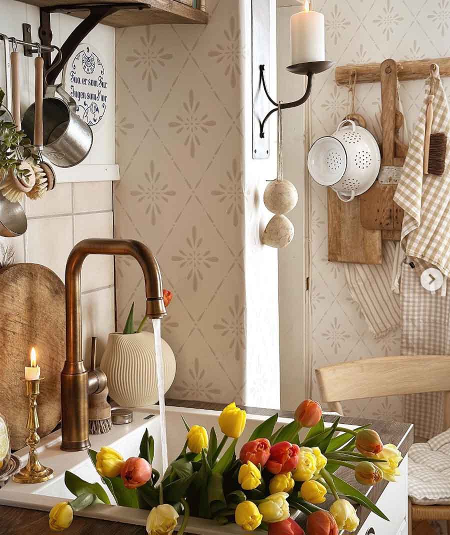 Authentic Cottagecore Kitchen Ideas to Feel Like Cooking in an ...