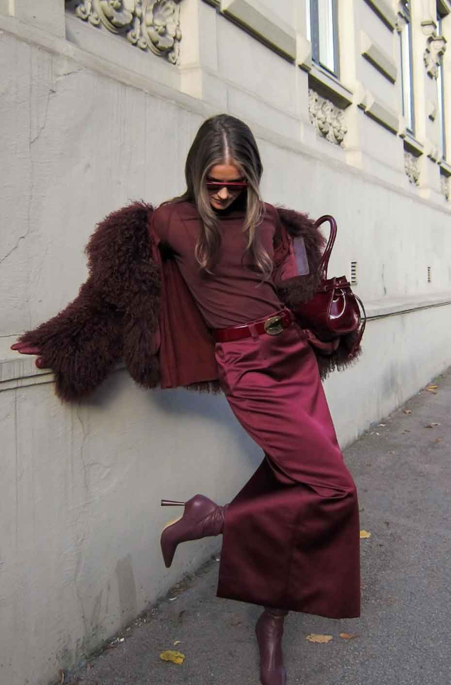 The Chicest All Burgundy Outfit Ideas for Winter - The Mood Guide
