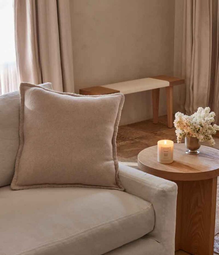 How to Romanticize a Chic Cashmere Aesthetic Winter Day (+mood board ...