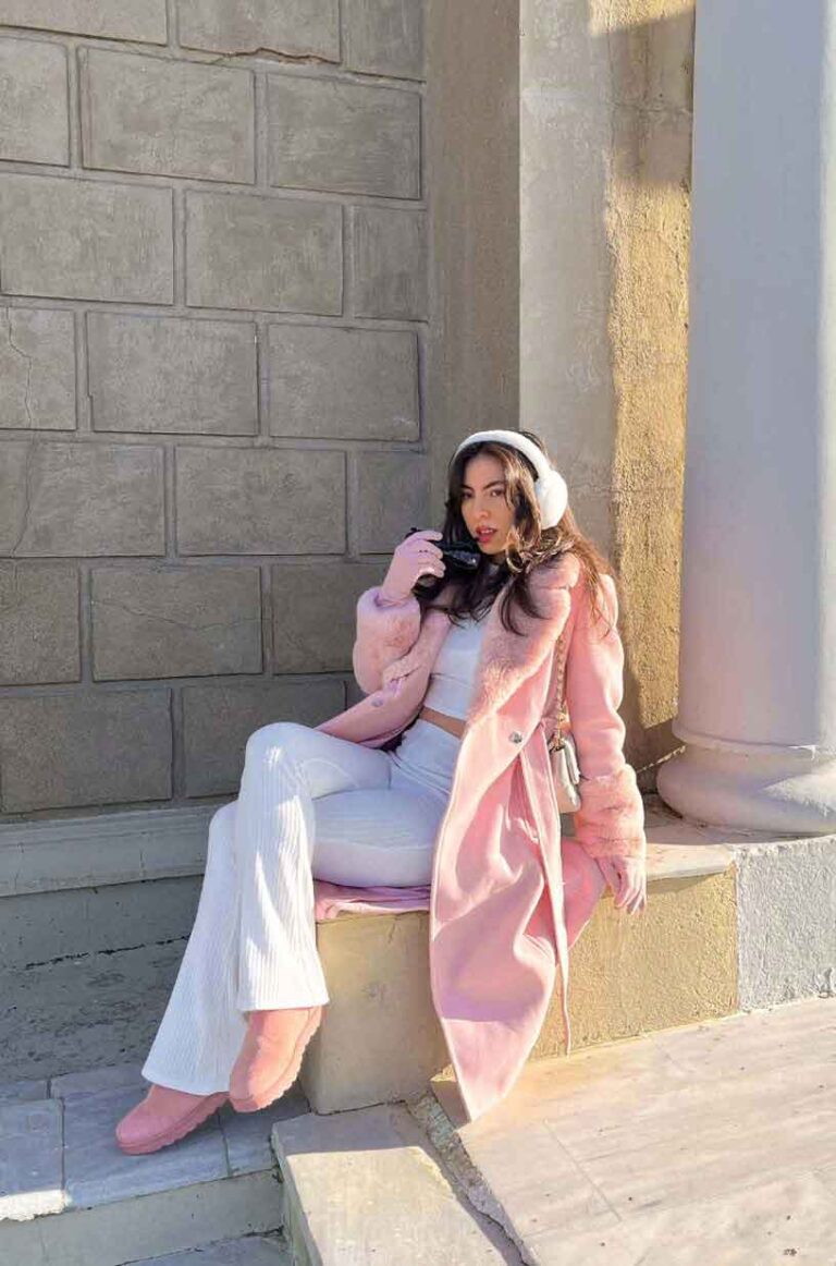 25+ Aesthetic Soft Feminine Outfits Ideas - The Mood Guide