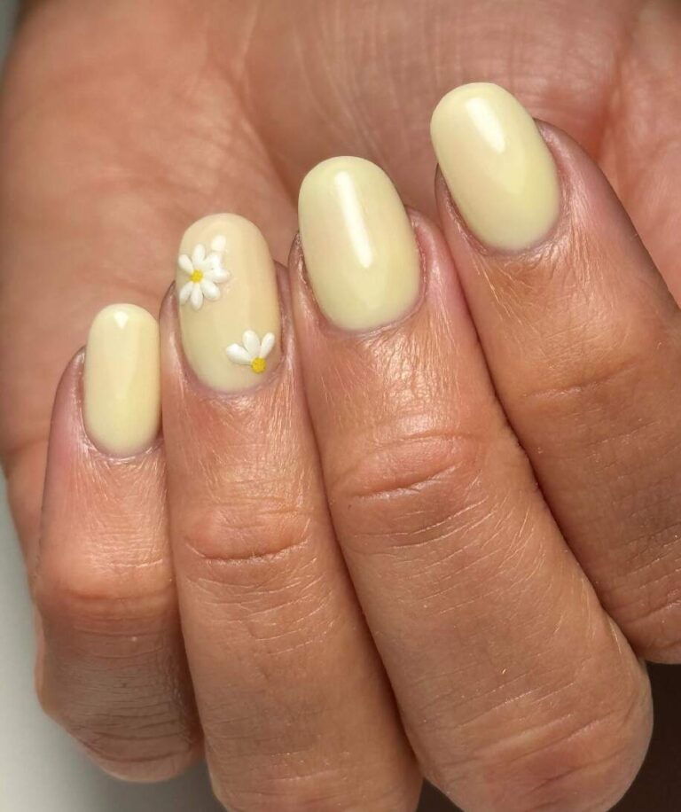 44 Butter Yellow Nails Ideas That are Trending in 2025 - The Mood Guide