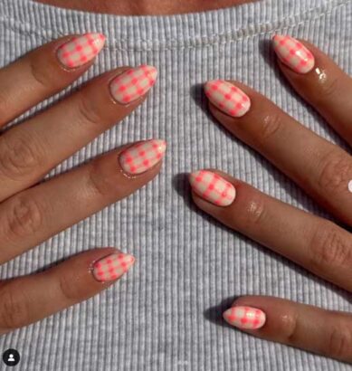 30+ Trendy Neon Nails for Summer - The Mood Guide