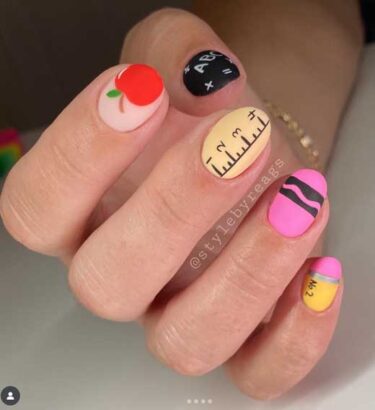 40+ Back to School Nails (Ideas for Every Girl)