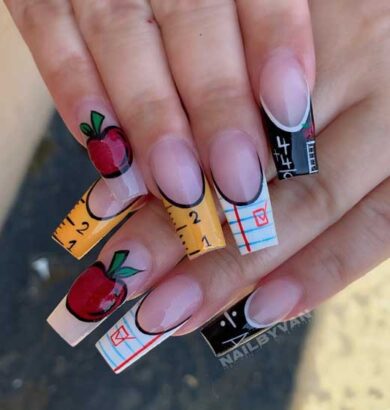 40+ Back to School Nails (Ideas for Every Girl) - The Mood Guide